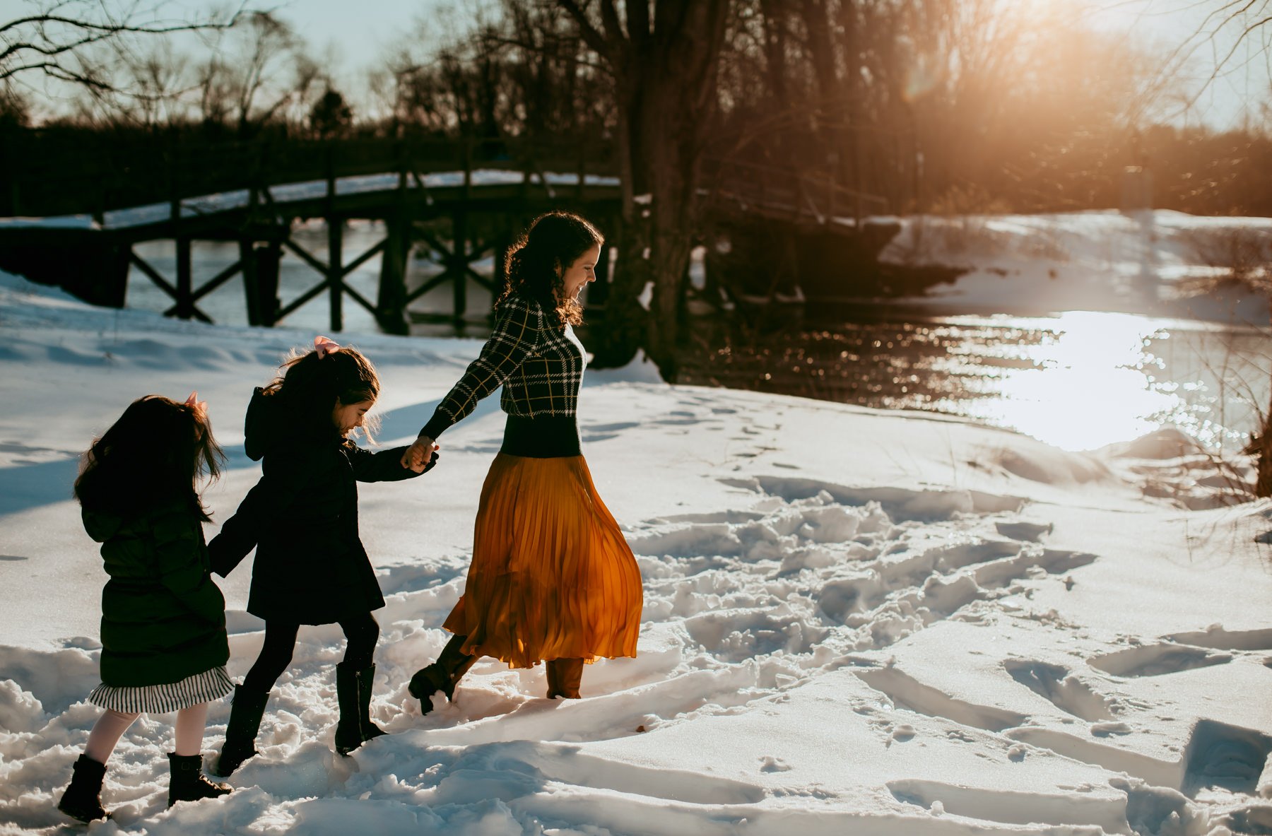 The Magic Behind Winter and Snow Family Photo Session!